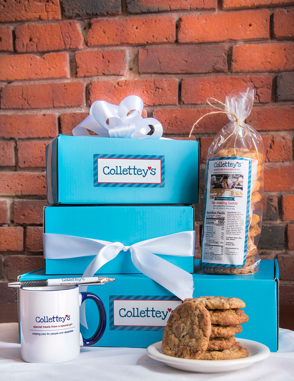 Collettey's Signature Gift - Collettey's Cookies